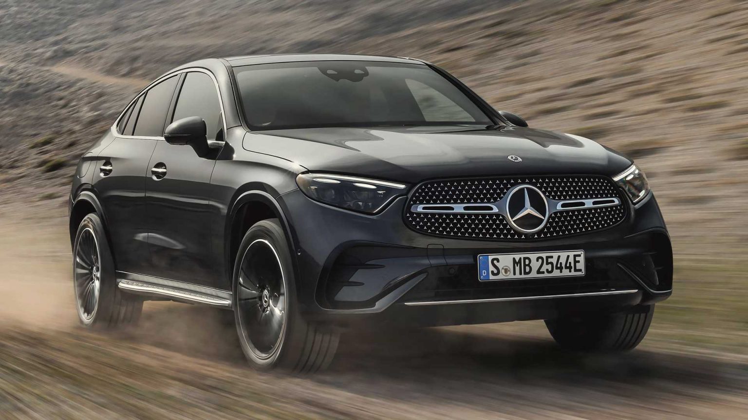 最帅 GLC 轿跑！新一代 2024 Mercedes-Benz GLC Coupe 全球首发，外形高贵酷炫，内装科技感，2.0L Turbo 引擎再加强！ - AUTO123