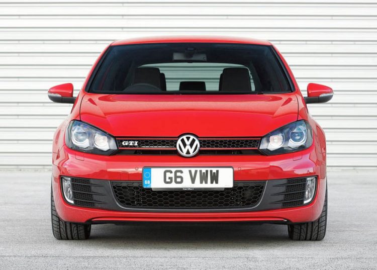 Volkswagen Golf GTi MK6 VS MK7！究竟哪一款的 Golf GTi 更好养，更快，更值得入手？ - AUTO123