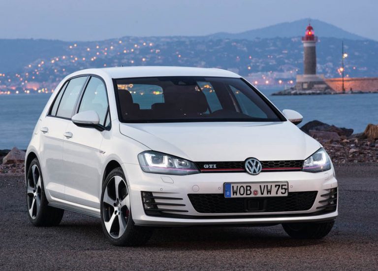 Volkswagen Golf GTi MK6 VS MK7！究竟哪一款的 Golf GTi 更好养，更快，更值得入手？ - AUTO123
