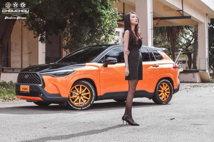Toyota Corolla Cross 爆改实战！来看看台湾车友如何爆改 Corolla Cross！这样改小姐姐都爱了~ - AUTO123