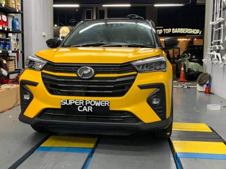 Satin Yellow 网红车色上身！这样的 Perodua Ativa Turbo 帅不帅？ - AUTO123