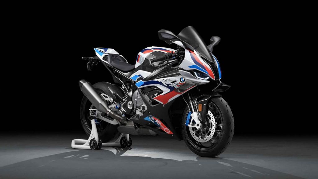 BMW M1000RR 确定即将杀到我国！史上第一辆 M Power 仿赛重机！大马预售价 RM250K？ - AUTO123