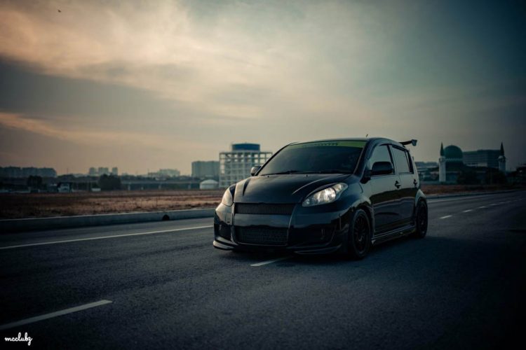 本地改装实战：Perodua Myvi！换上 Turbo 涡轮引擎，马力直飙 190Hp 的“黑武士”！ - AUTO123