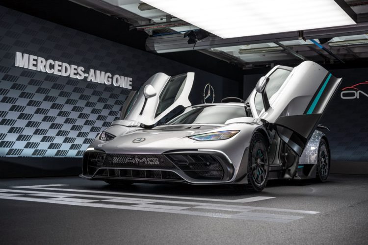 我国有 3 位 VIP 车主！Mercedes-AMG ONE 正式交车，F1 赛车引擎马力 1049Hp，车价 RM13,000,000 ...