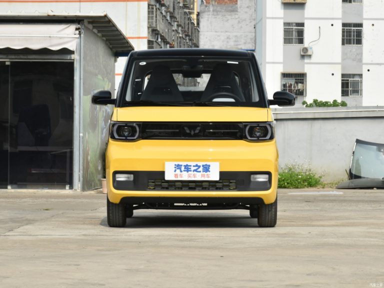 预售价 RM30,000 起？五菱宏光 Mini EV 现身我国，马力 27PS，满电可行驶 170KM，最便宜 + 最特别的电动车！ - AUTO123