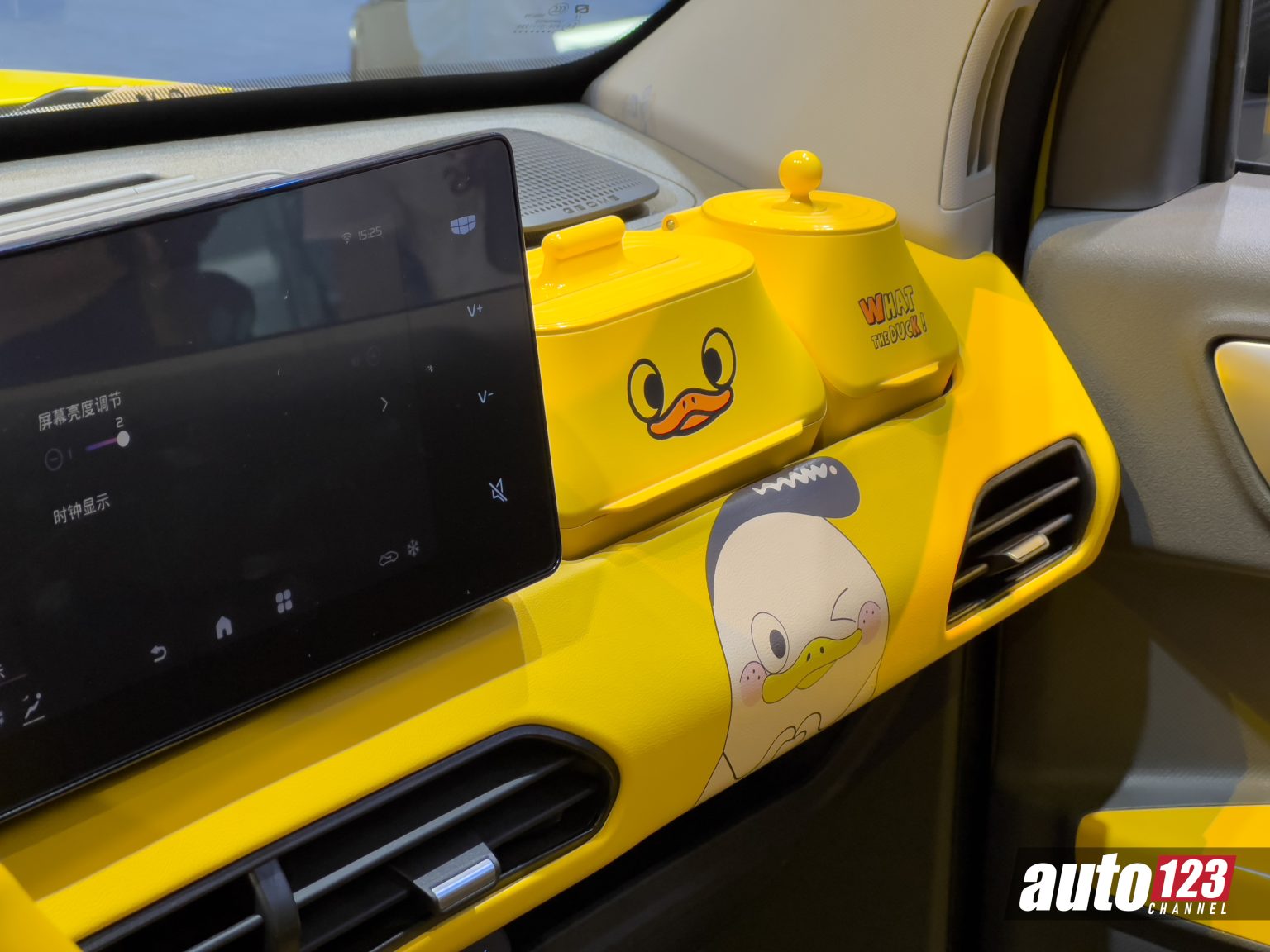 预计售价 RM35,000 起！Proton 或在我国发表 Geely Panda MINI EV（熊猫 Mini），马力 41PS，满电可走 ...