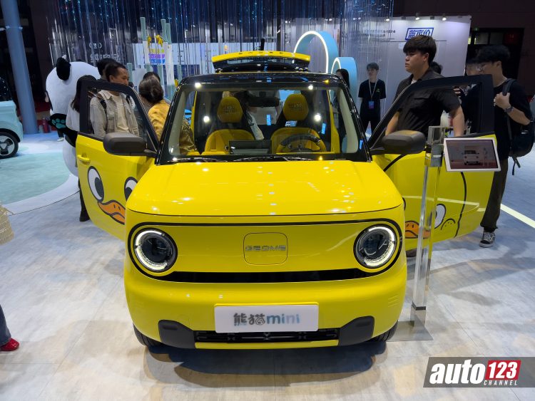 预计售价 RM35,000 起！Proton 或在我国发表 Geely Panda MINI EV（熊猫 Mini），马力 41PS，满电可走 ...