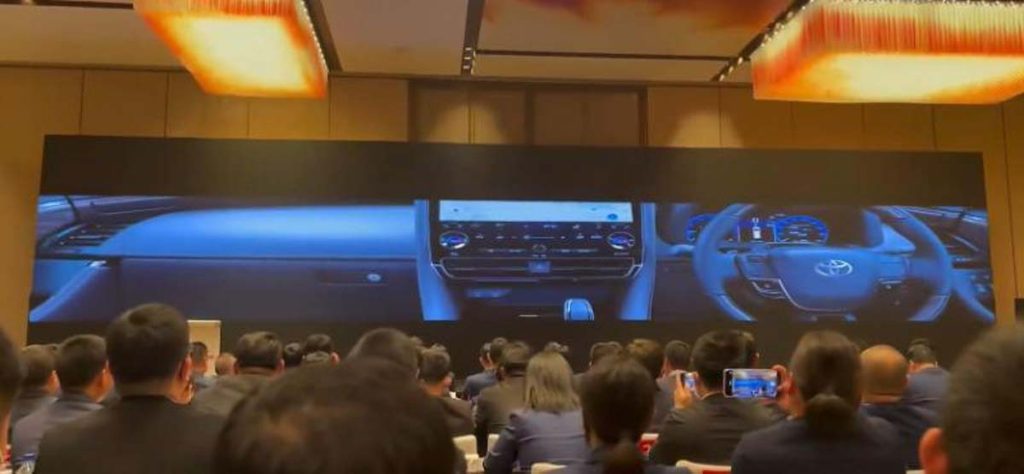 最强 Alphard 登场！新一代 Toyota Alphard 实车图曝光，2.4L Turbo 引擎，马力 275Hp，性能更强 ...