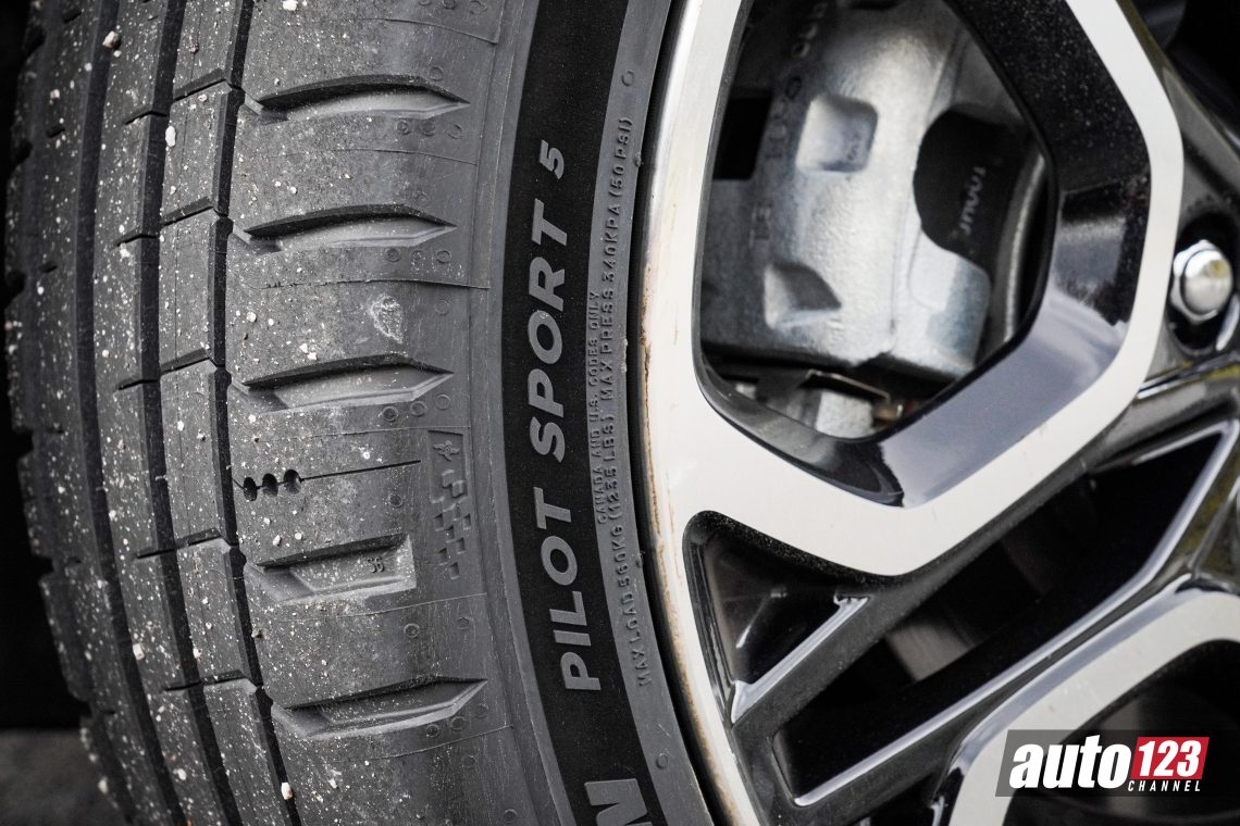 轮胎实测：Michelin Pilot Sport 5！抓地力 + 排水性 + 宁静度 + 舒适性，操控表现都超强，售价 RM700 起 ...