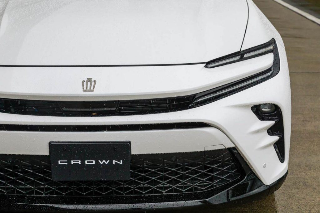 完全就是 BBA 杀手！全新 Toyota Crown Sport 全球发表，2.5L Dynamic Force 引擎，马力 234PS ...