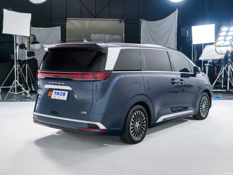 预售价 RM290,000！Sime Motors 在我国开放了 Denza D9 的预定，马力 347PS，满电可走 520KM ...