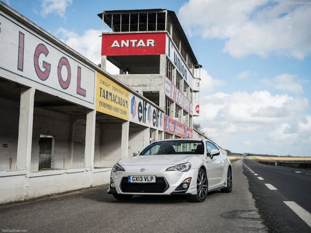 我国值得买的跑车：Toyota GT86！不到 RM95,000 买到，马力 200Hp，可以漂移，可以改装！ - AUTO123
