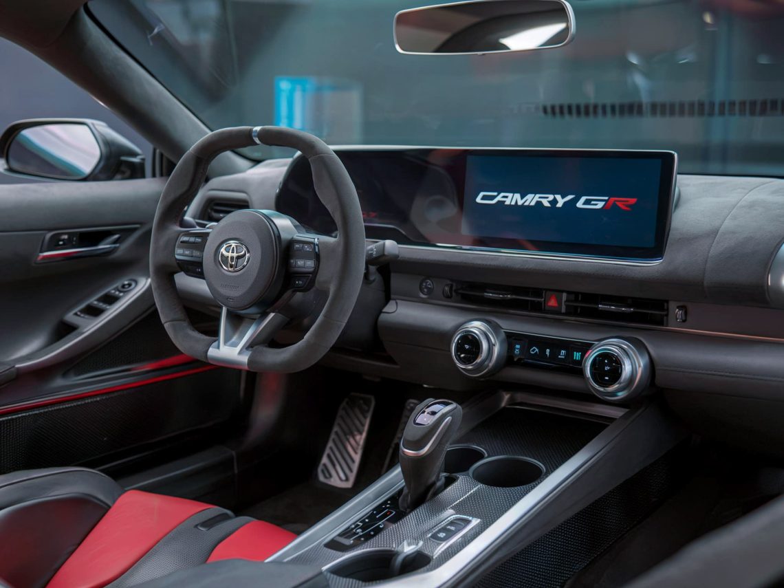 马力有望 400Hp！全新 Toyota GR Camry 假想图曝光，或搭载 2.0L Turbo 引擎，外形超战斗！ - AUTO123