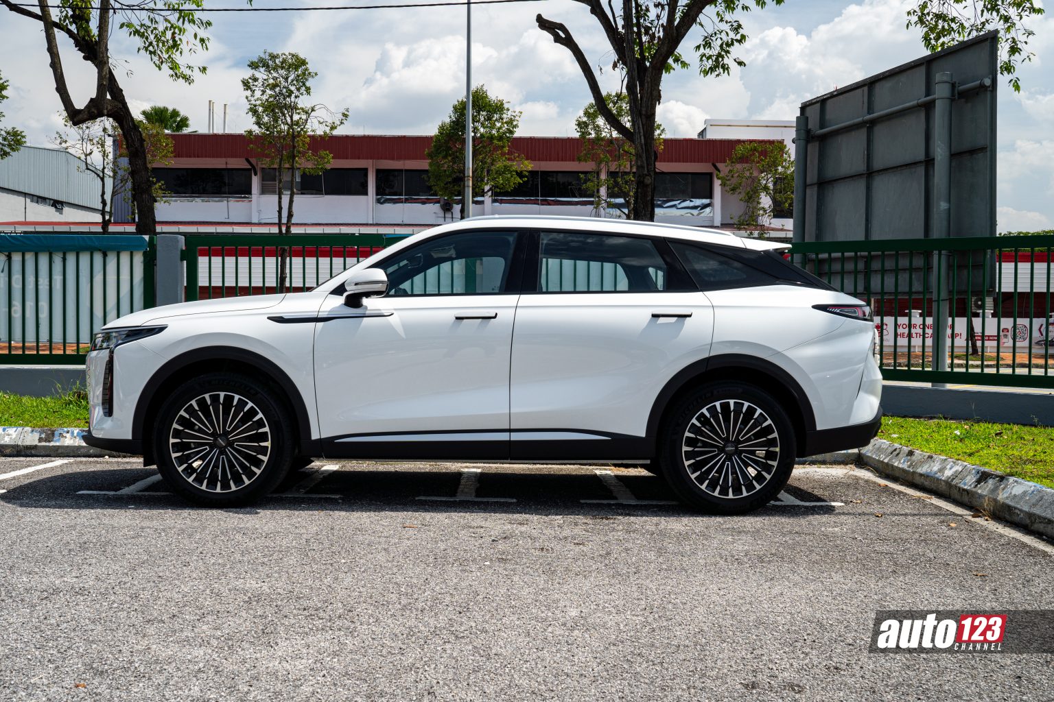 Jaecoo Omoda C9 成为我国最畅销 D-Segment SUV！2月份交付了 811 辆！ - AUTO123