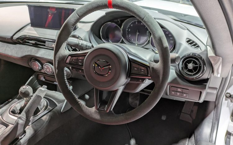 史上最强 MX-5！Mazda Spirit Racing MX-5 12R 登场，2.0L Skyactiv 引擎马力 200PS ...