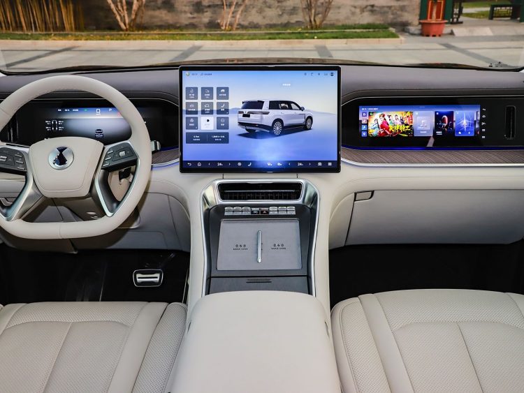 售价 RM237,000！全新 Denza N9 正式登场 ，马力 925Hp，一桶油可以走 1000KM！ - AUTO123