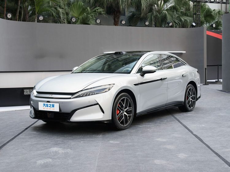 BYD 最强车型登场！BYD 汉 L 登场，马力 1086Hp，充电 5 分钟可走 400KM，2.7秒100KM/H！ - AUTO123