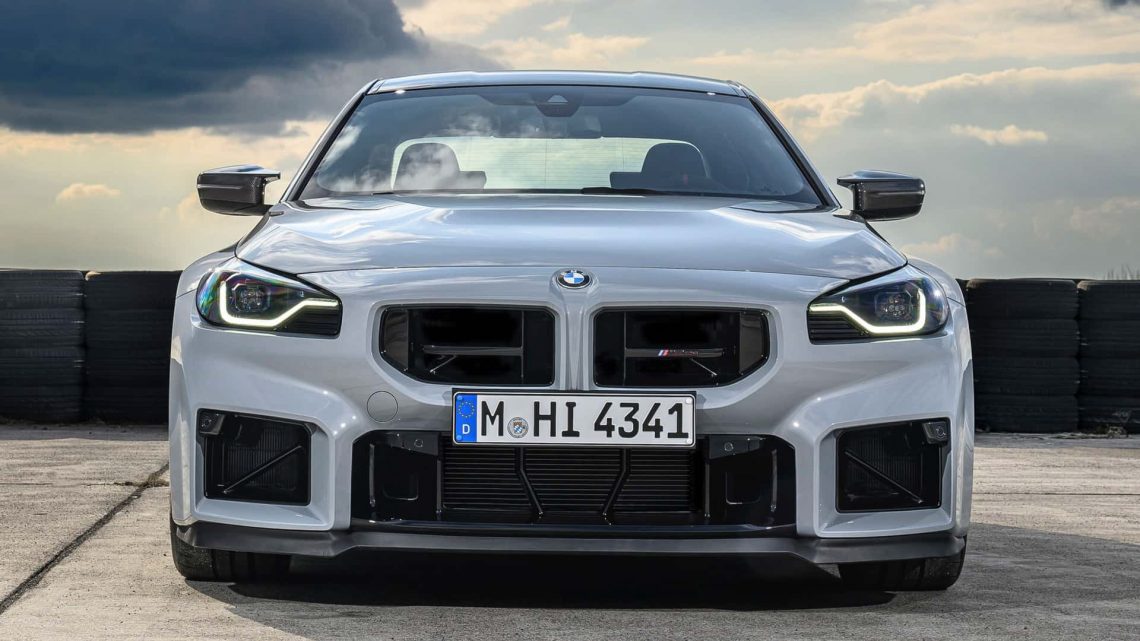 为赛道而生！2025 BMW M2 CS 登场，全车轻了 30KG，3.0L Twin Turbo 引擎，马力 523Hp ，3.8 秒破百 ...