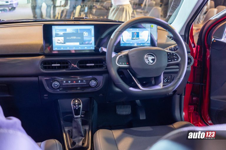 售价低于 RM70,000？全新 Proton Saga Cross 消息曝光，1.5L 引擎，马力 120PS，或明年发布？ - AUTO123