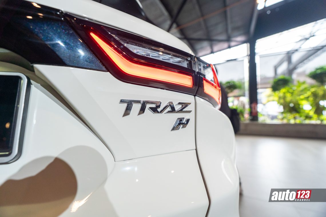 新车价 RM76,100起！全新 Perodua Traz 我国发布，1.5L 引擎，外形帅，空间大，入门级 SUV！ - AUTO123